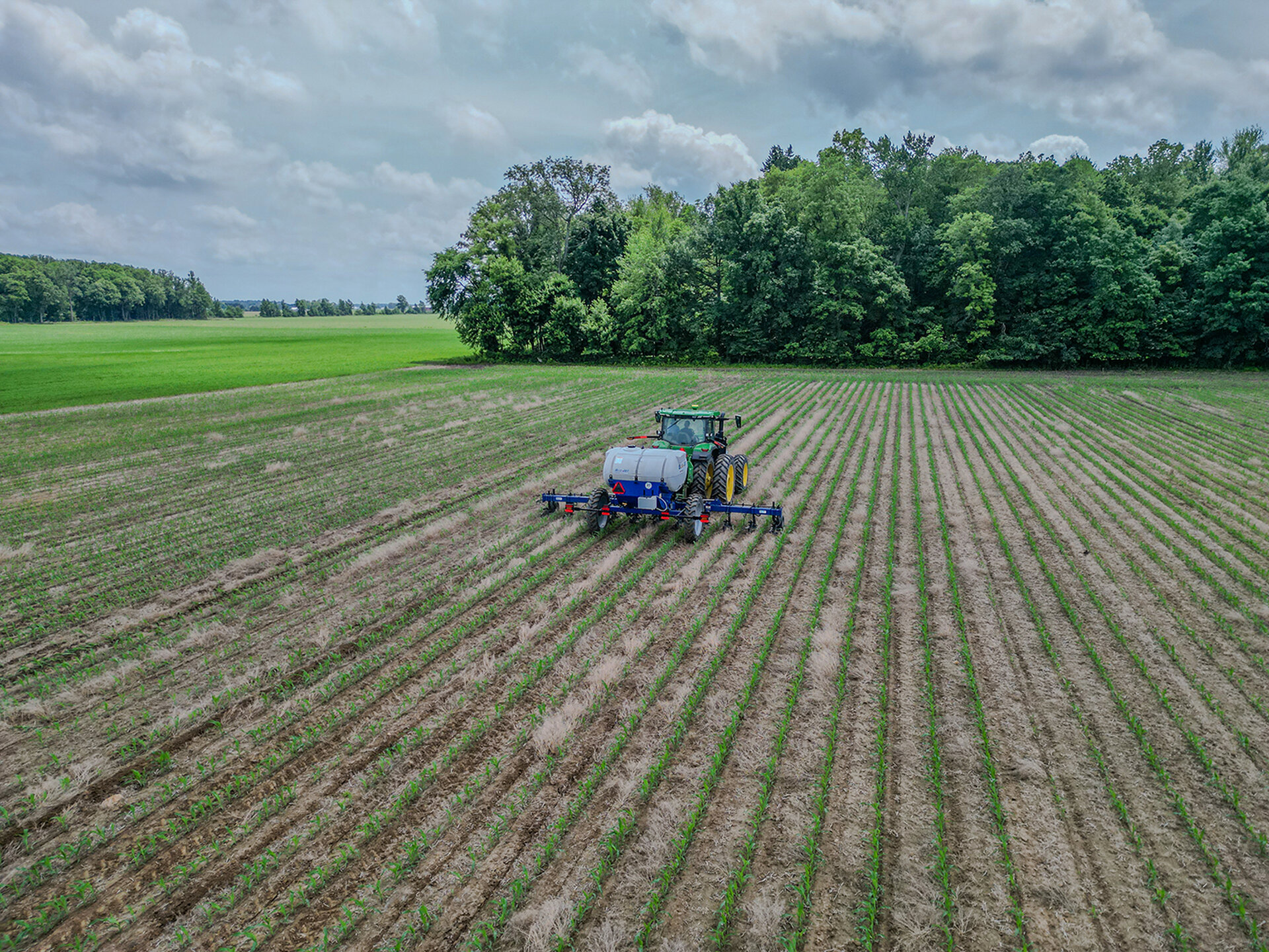 15-Series Liquid Fertilizer Applicators - Blu-Jet Fertilizer