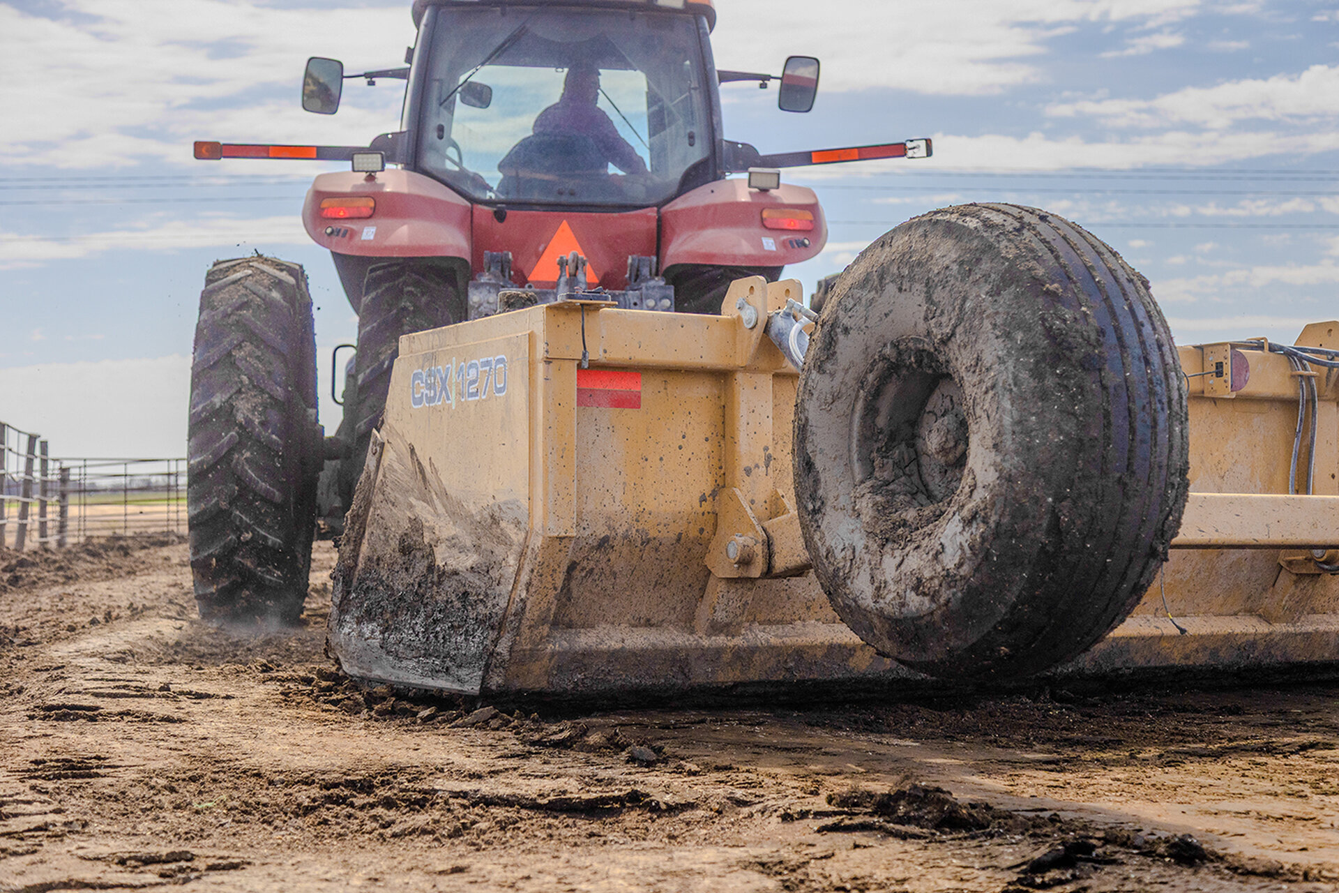 Scrapers Soil Moving - Orthman Farm Equipment