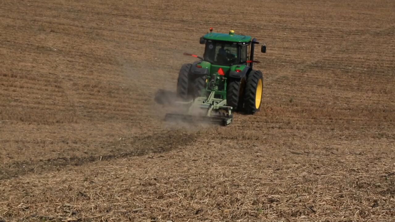 Track TILLr Residue Management - Orthman Farm Equipment