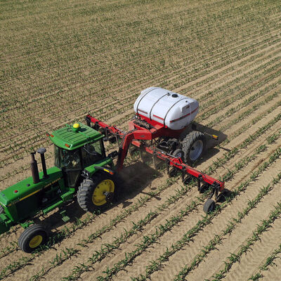 NutriMax Liquid Fertilizer Applicator - Unverferth Farm Equipment