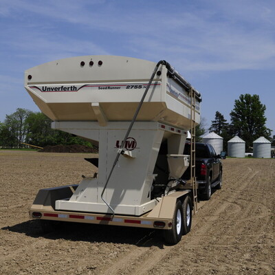 55-Series Seed Runner Bulk Tank Seed Tender - Unverferth Farm Equipment